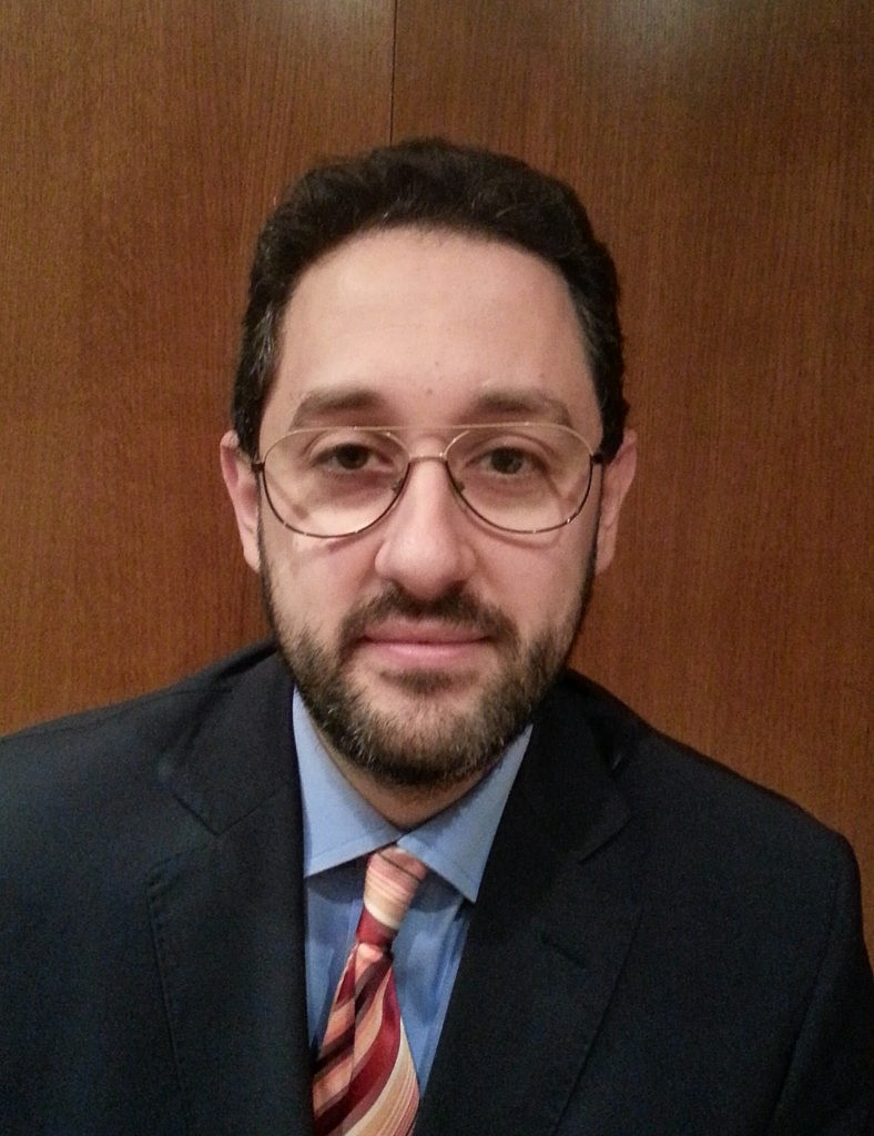 José Ruz, δικηγόρος: «Μια αμοιβή που εμποδίζει το δικαίωμα προσφυγής ...